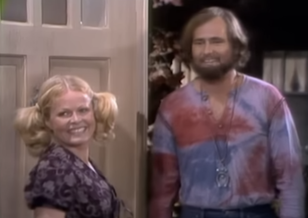 The Most Awkward Hello in Sitcom History — The Night Mike “Meathead ...
